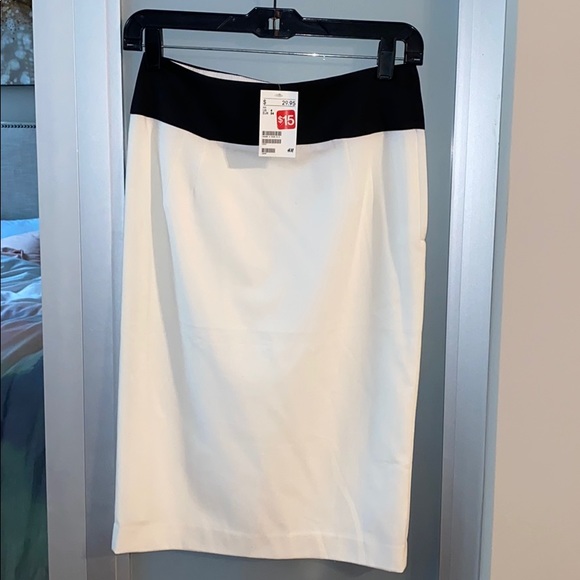 H&M | Skirts | Nwt Hm Pencil Skirt Bw | Poshmark
